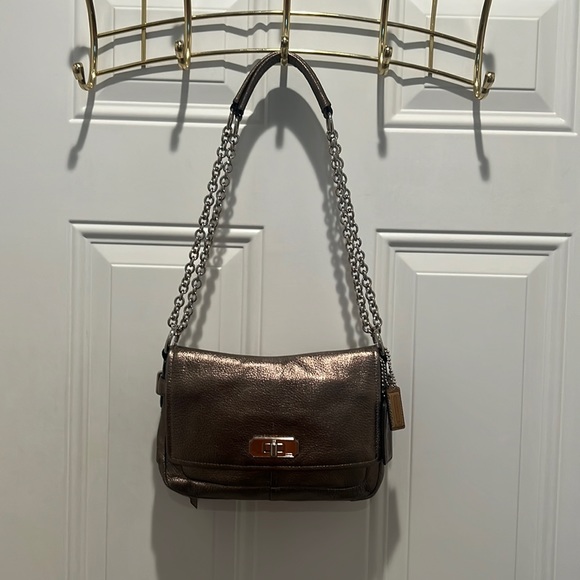 Coach | Bags | Euc Vintage Coach Chelsea Flap Convertible Crossbody ...